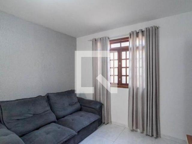 Casa à Venda Arvoredo, 2 Quartos, 80 m² Contagem