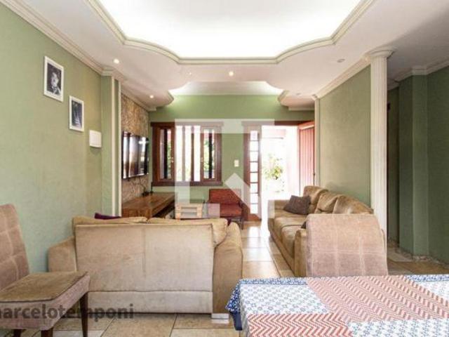 Casa à Venda Araguaia, 3 Quartos, 270 m² Belo Horizonte