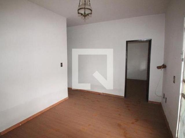 Casa à Venda Araguaia, 2 Quartos, 360 m² Belo Horizonte