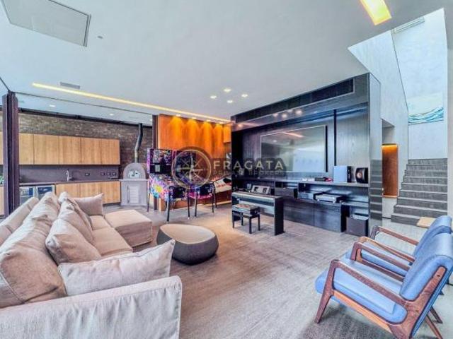 Casa à Venda Área 571 m² 5 Dormitórios 4 suite e 4 Vagas no Jardim Europa SP
