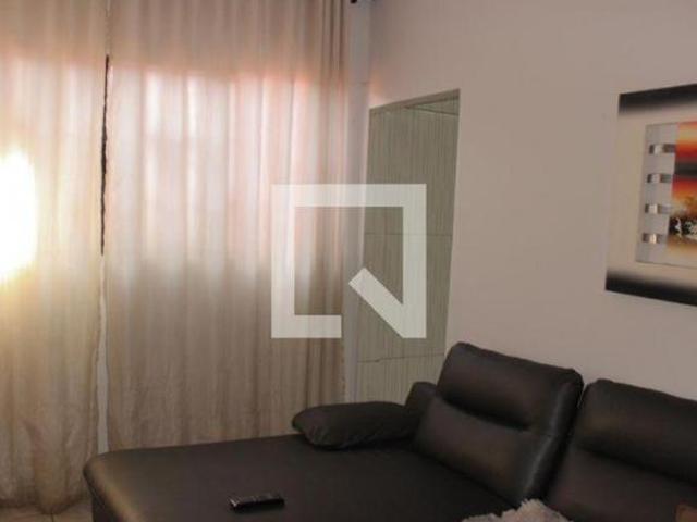 Casa à Venda Arpoador, 6 Quartos, 187 m² Contagem