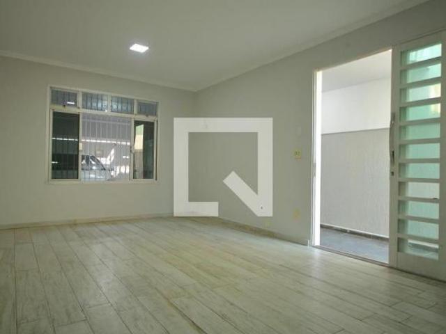 Casa à Venda Assunção, 5 Quartos, 236 m2