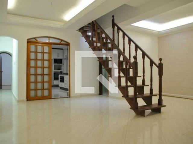 Casa à Venda Assunção, 3 Quartos, 201 m2