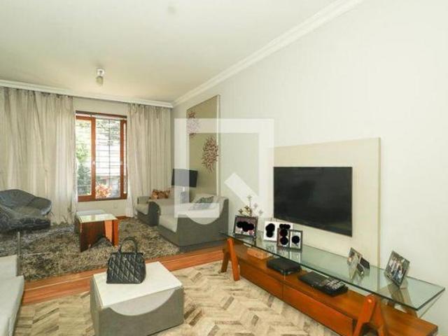 Casa à Venda Auxiliadora, 3 Quartos, 250 m² Porto Alegre