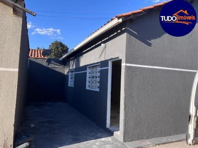 CASA À VENDA, AVENIDA 2, MINGONE 1, JARDIM INGÁ/GO