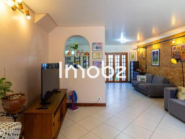 Casa à Venda Chácara Santo Antonio, 4 Quartos, 160 m2