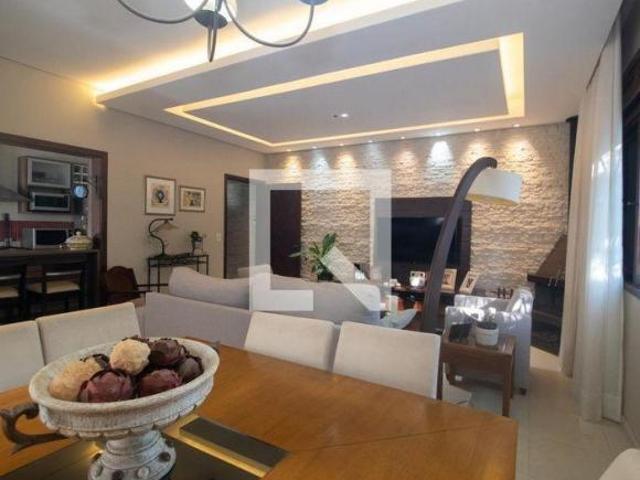 Casa à Venda Azenha, 4 Quartos, 216 m² Porto Alegre