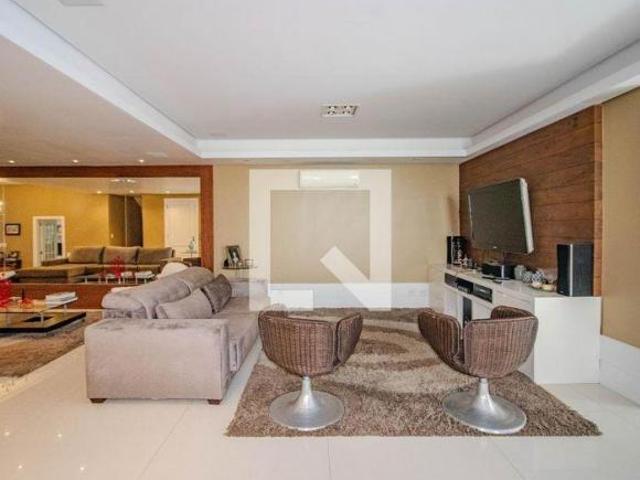 Casa à Venda Boa Vista, 3 Quartos, 559 m² Porto Alegre
