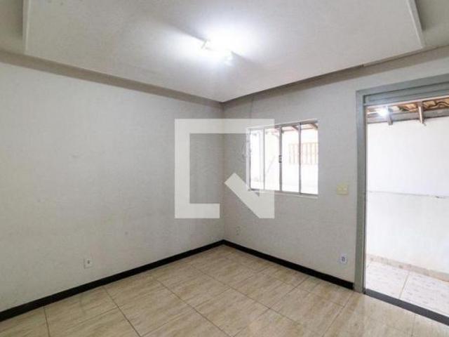 Casa à Venda Bom Jesus, 2 Quartos, 100 m² Belo Horizonte