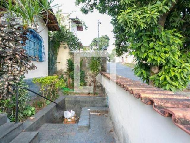 Casa à Venda Bom Jesus, 3 Quartos, 200 m² Belo Horizonte