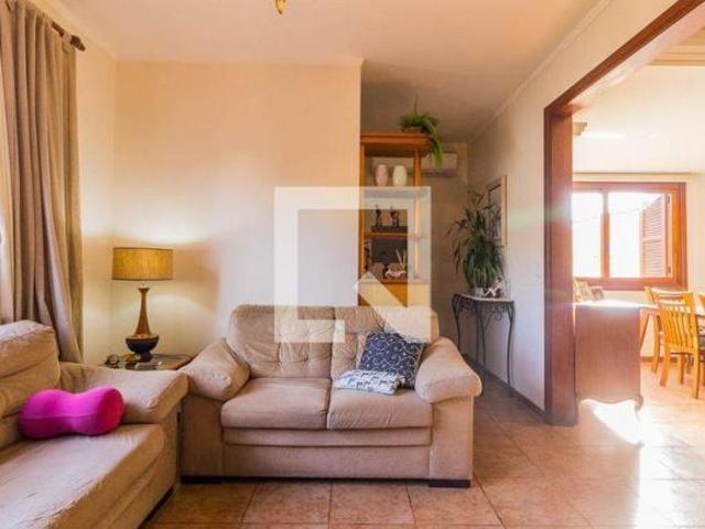 Casa à Venda Bom Jesus, 3 Quartos, 250 m² Porto Alegre