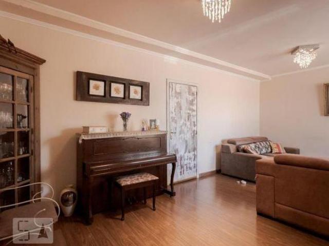 Casa à Venda Bom Jesus, 4 Quartos, 400 m² Porto Alegre
