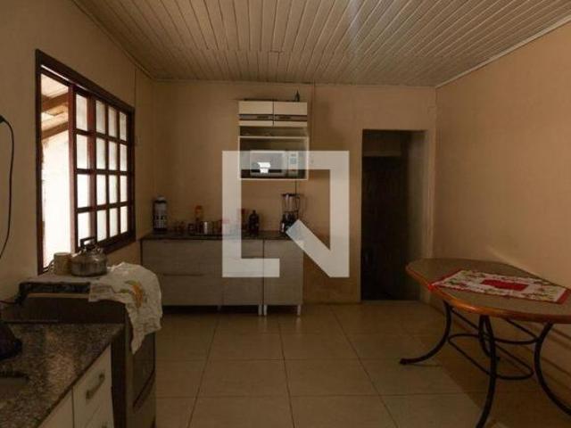 Casa à Venda Bom Jesus, 4 Quartos, 140 m² Porto Alegre
