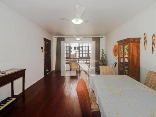 Casa à Venda Bom Jesus, 4 Quartos, 202 m² Porto Alegre