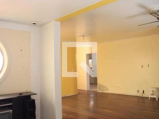 Casa à Venda Bom Jesus, 4 Quartos, 298 m² Porto Alegre