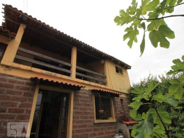 Casa à Venda Bom Jesus, 6 Quartos, 250 m² Porto Alegre