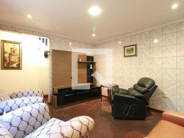 Casa à Venda Bom Retiro, 4 Quartos, 180 m2