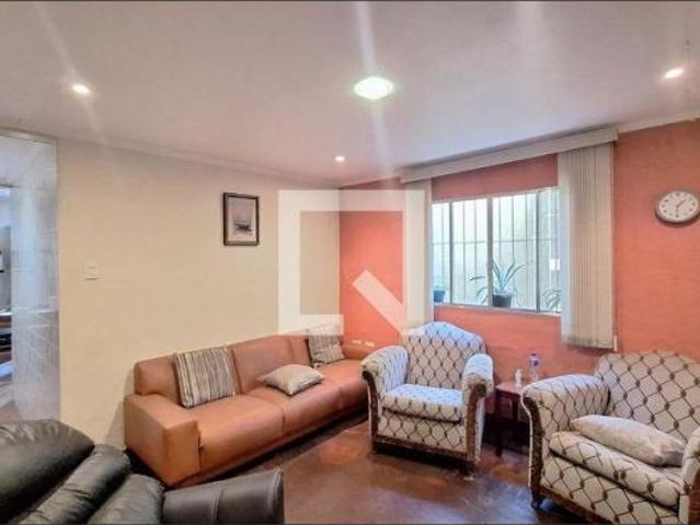 Casa à Venda Bom Retiro, 4 Quartos, 180 m² São Paulo