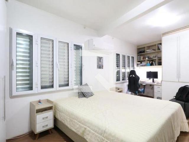 Casa à Venda Bom Retiro, 2 Quartos, 105 m2