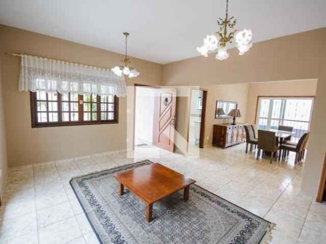 Casa à Venda Bom Retiro, 3 Quartos, 365 m2