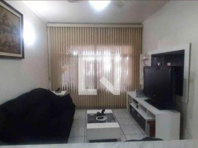 Casa à Venda Bonfim, 4 Quartos, 140 m² Osasco