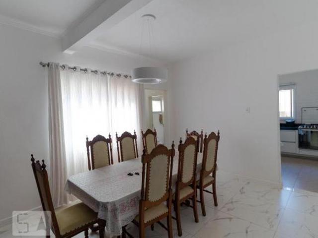 Casa à Venda Bonfim, 5 Quartos, 300 m2