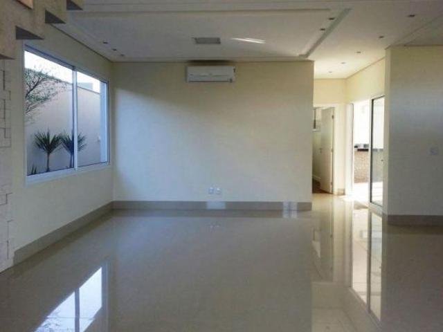 CASA À VENDA – BOQUEIRÃO | SANTOS – SP