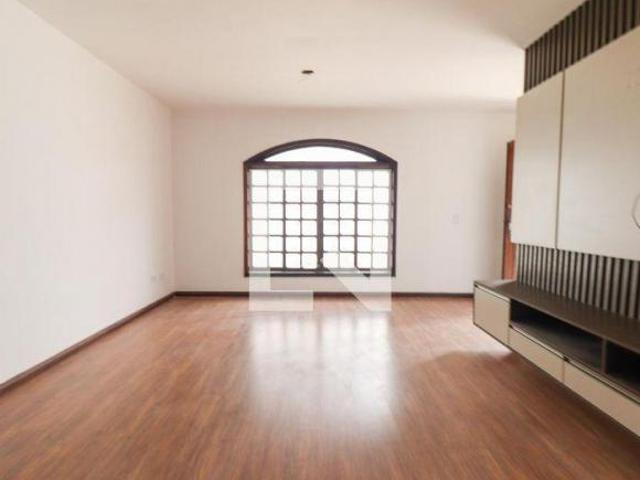 Casa à Venda Boqueirão, 4 Quartos, 296 m² Curitiba