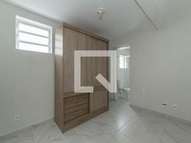 Casa à Venda Bosque da Saúde, 1 Quarto, 20 m2