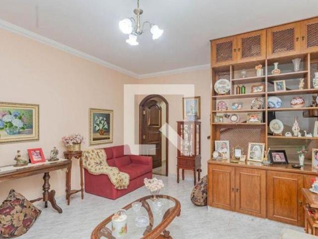Casa à Venda Bosque da Saúde, 2 Quartos, 117 m2