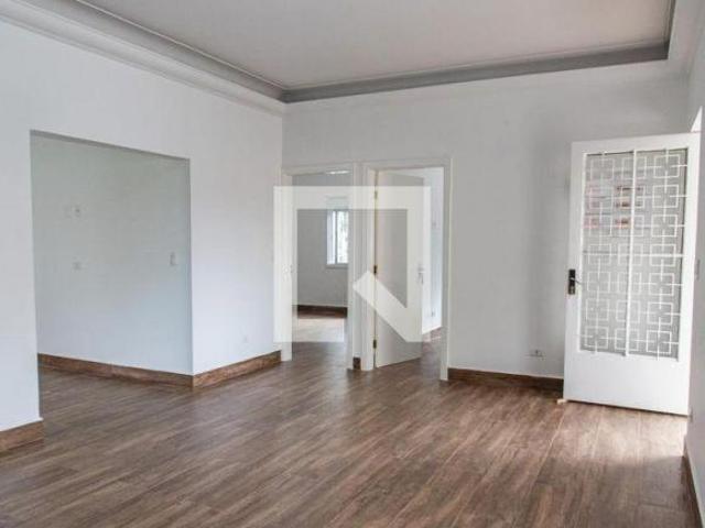 Casa à Venda Bosque da Saúde, 2 Quartos, 145 m² São Paulo