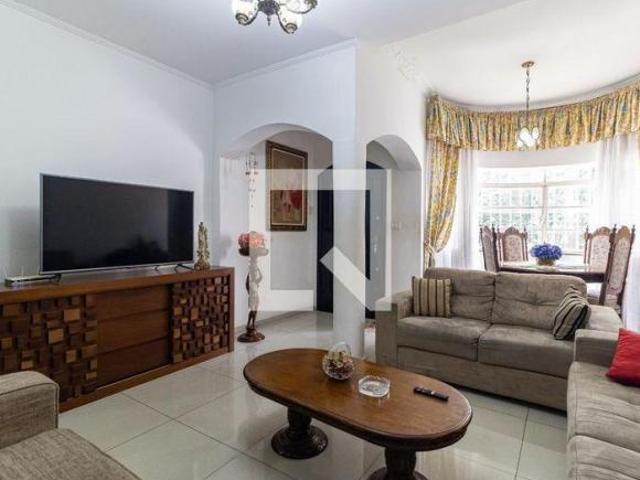 Casa à Venda Bosque da Saúde, 2 Quartos, 150 m2