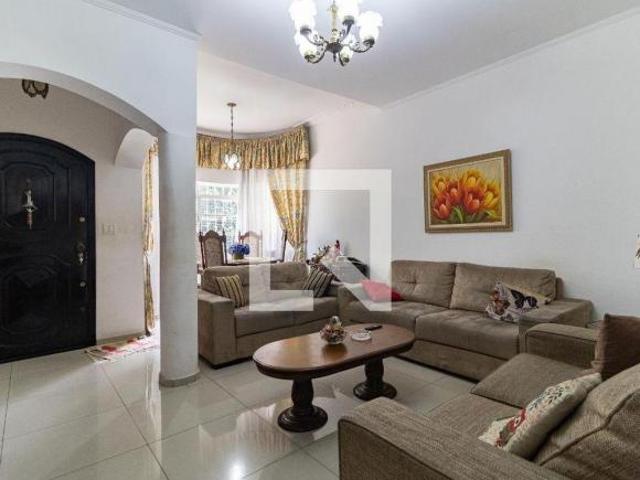 Casa à Venda Bosque da Saúde, 2 Quartos, 150 m2