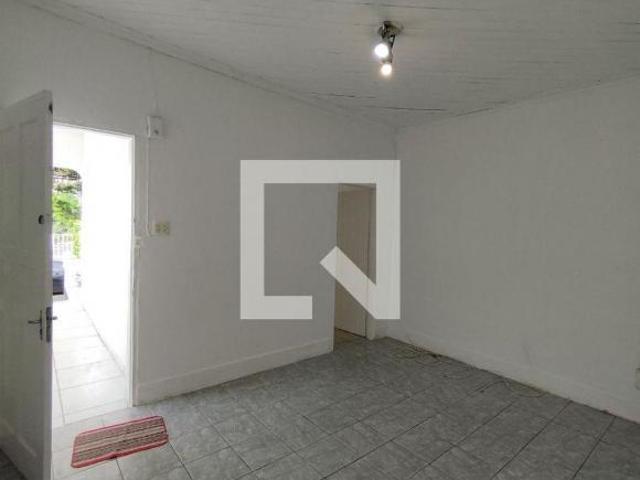 Casa à Venda Bosque da Saúde, 2 Quartos, 200 m2