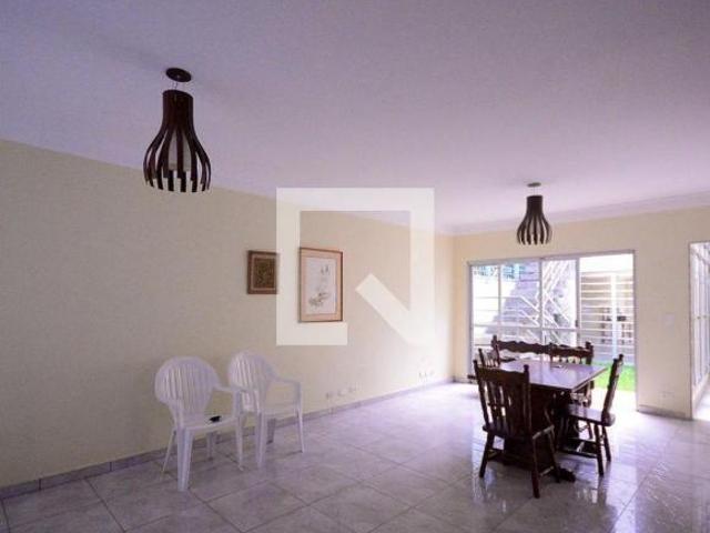 Casa à Venda Bosque da Saúde, 2 Quartos, 284 m2