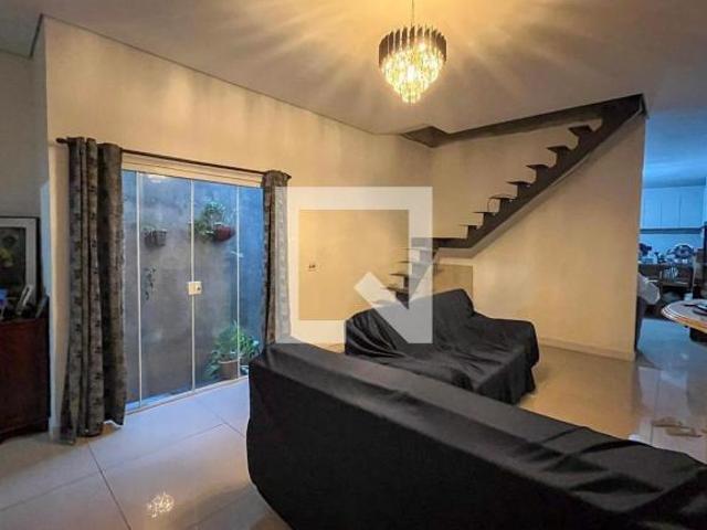 Casa à Venda Bosque da Saúde, 2 Quartos, 300 m2