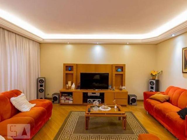 Casa à Venda Bosque da Saúde, 3 Quartos, 400 m² São Paulo
