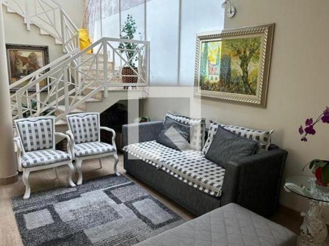 Casa à Venda Bosque da Saúde, 3 Quartos, 500 m2