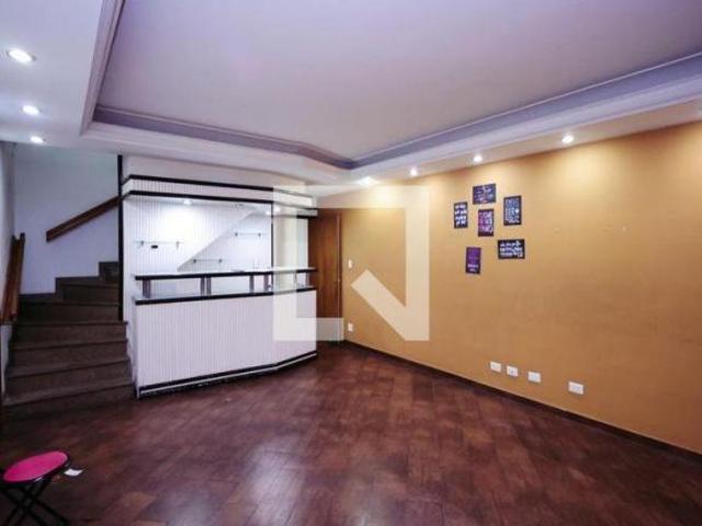 Casa à Venda Bosque da Saúde, 3 Quartos, 950 m² São Paulo