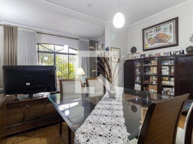 Casa à Venda Bosque da Saúde, 3 Quartos, 140 m2