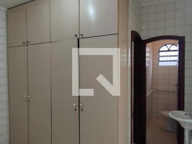 Casa à Venda Bosque da Saúde, 3 Quartos, 145 m2