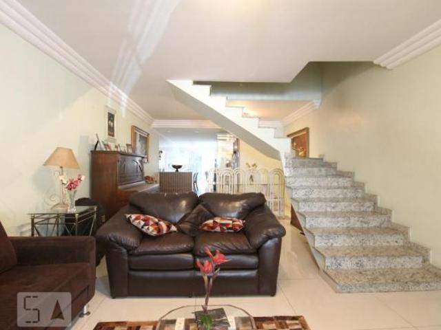 Casa à Venda Bosque da Saúde, 3 Quartos, 150 m2