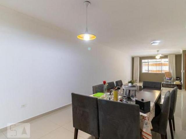 Casa à Venda Bosque da Saúde, 3 Quartos, 150 m² São Paulo