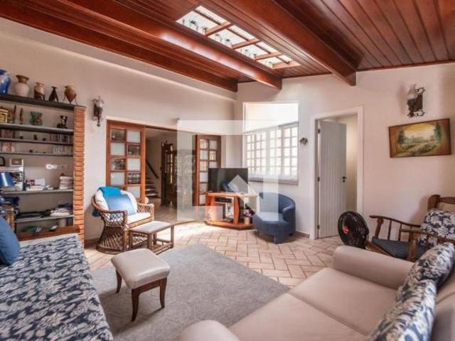 Casa à Venda Bosque da Saúde, 3 Quartos, 174 m2