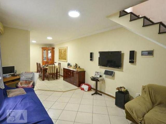 Casa à Venda Bosque da Saúde, 3 Quartos, 179 m2