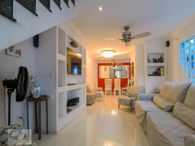 Casa à Venda Bosque da Saúde, 3 Quartos, 179 m² São Paulo