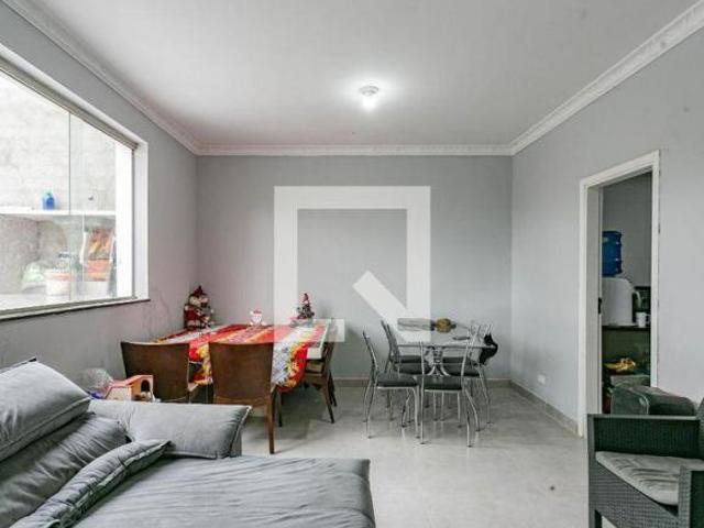 Casa à Venda Bosque da Saúde, 3 Quartos, 180 m2