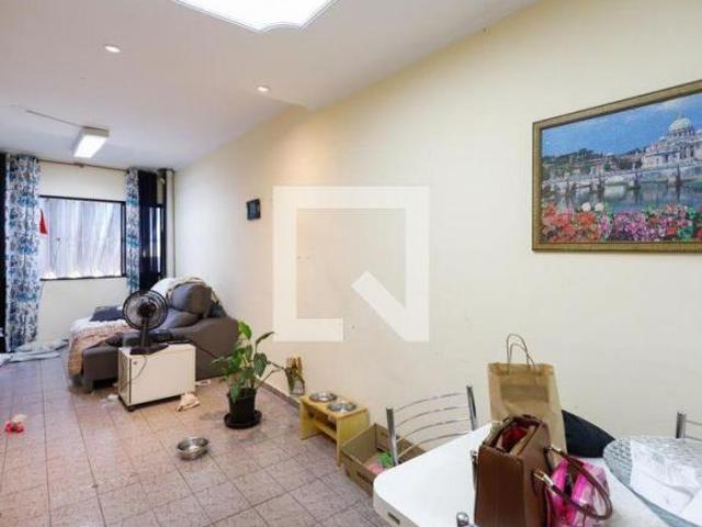 Casa à Venda Bosque da Saúde, 3 Quartos, 180 m² São Paulo