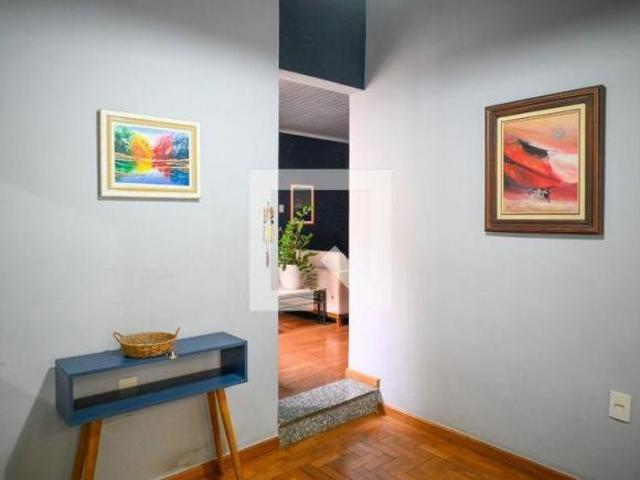 Casa à Venda Bosque da Saúde, 3 Quartos, 192 m² São Paulo