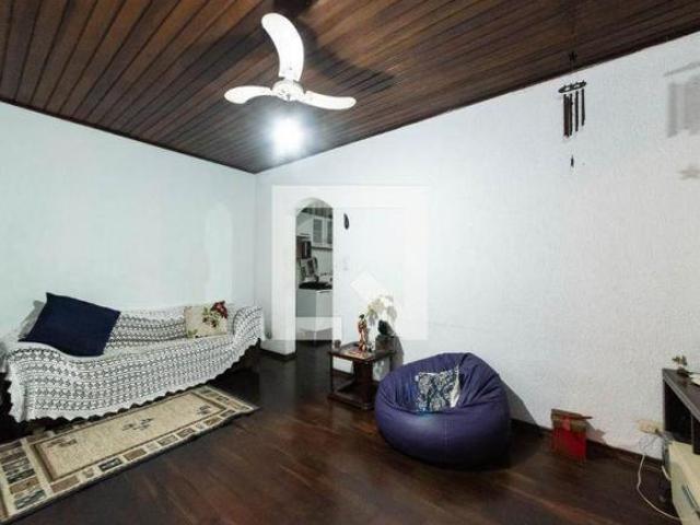 Casa à Venda Bosque da Saúde, 3 Quartos, 195 m² São Paulo